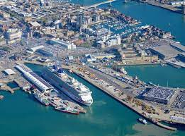 Southampton Port Authority (ABP Southampton) England Facilities and ...